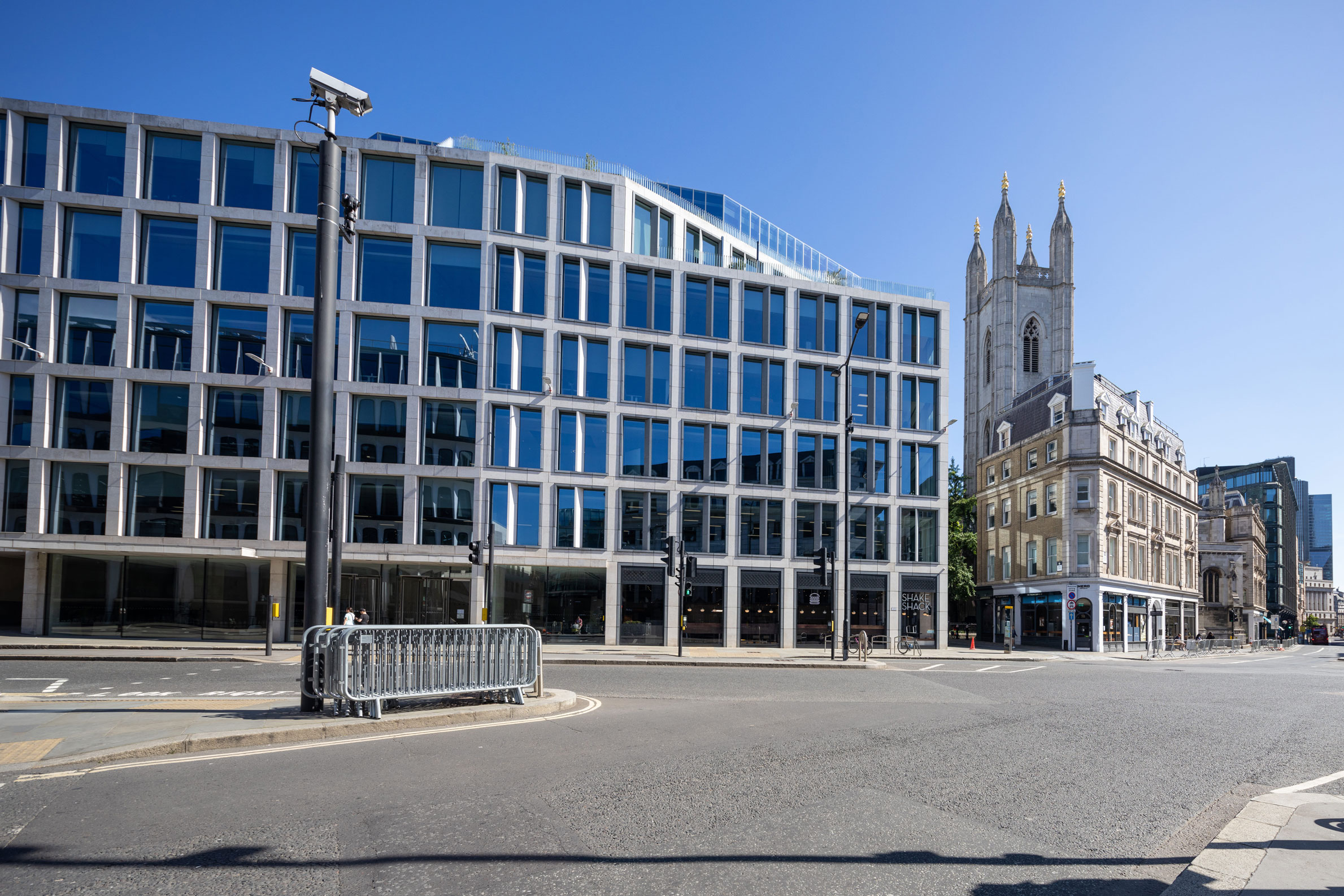 CANNON STREET - Façade mixte vitrage et pierre | Kyotec